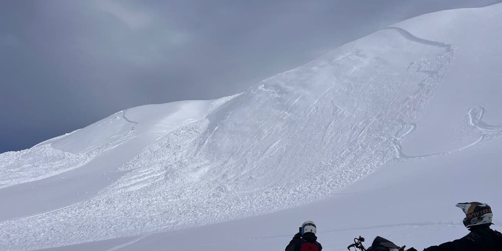 Alaska avalanche buries 3 backcountry skiers amid dangerous conditions ...
