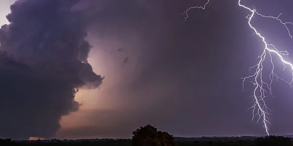 Today's top weather news: Sprawling severe weather threat brewing for ...