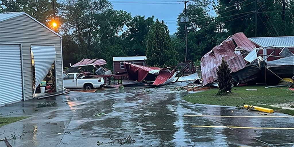 Flood threat wanes in North Carolina as tornado causes damage in South ...