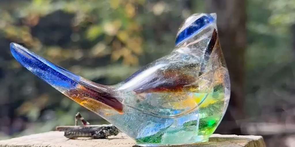 North Carolina artist creates ‘Bluebirds of Hope’ from glass shattered ...