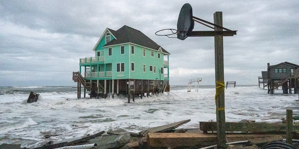 This company is fighting the sea to protect North Carolina coastal ...