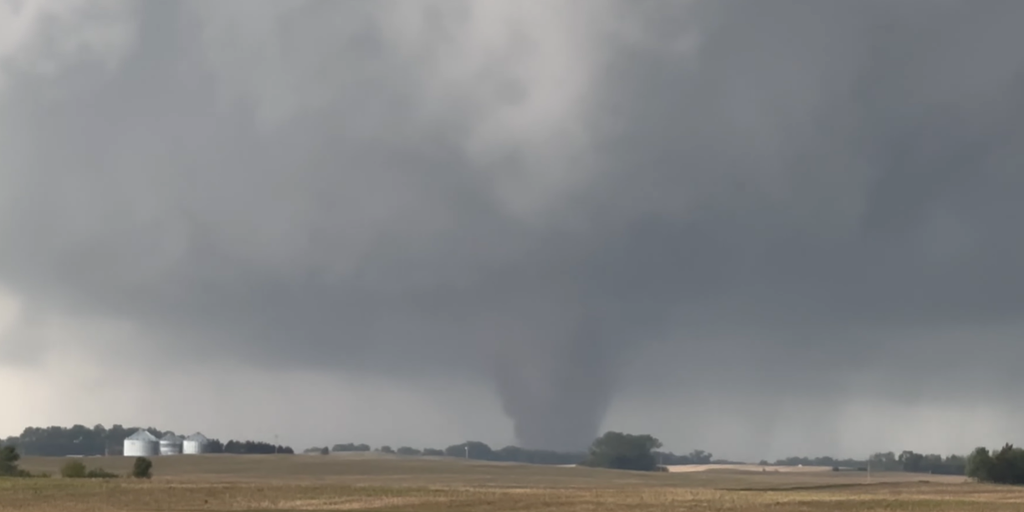 Rare Level 4 severe weather threat, violent tornadoes target Central ...